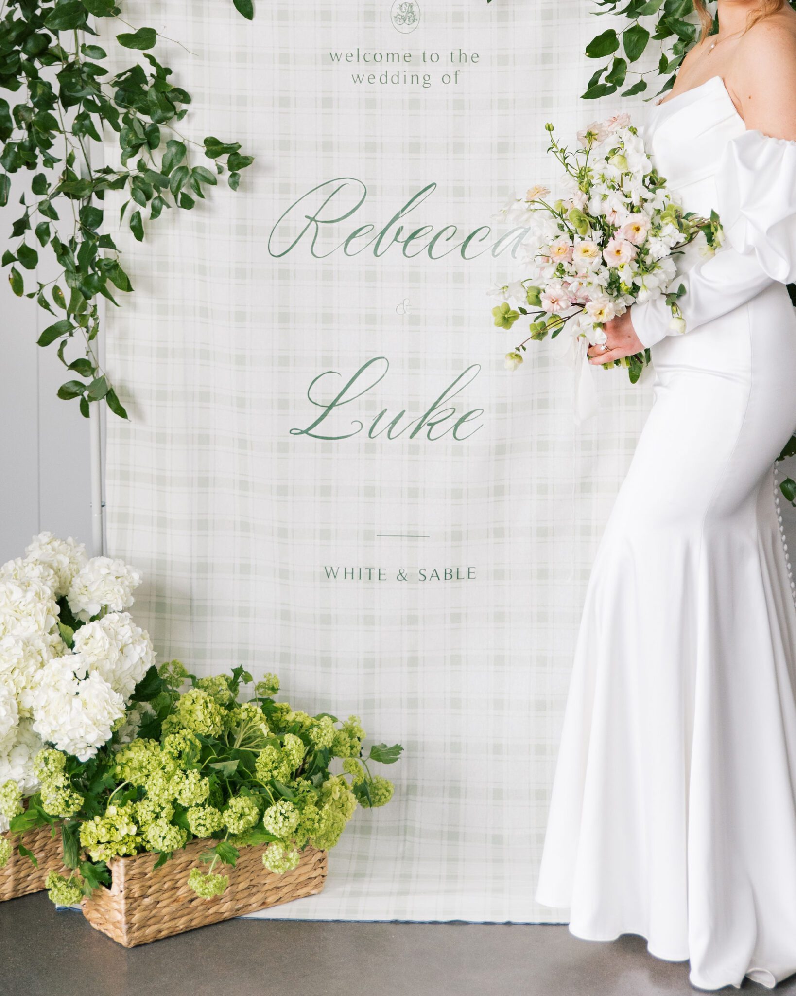 White & Sable Wedding Venue in Minnesota - Hanna Marie Events